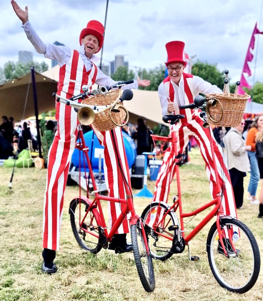 Solo Circus | Cycling Entertainer.